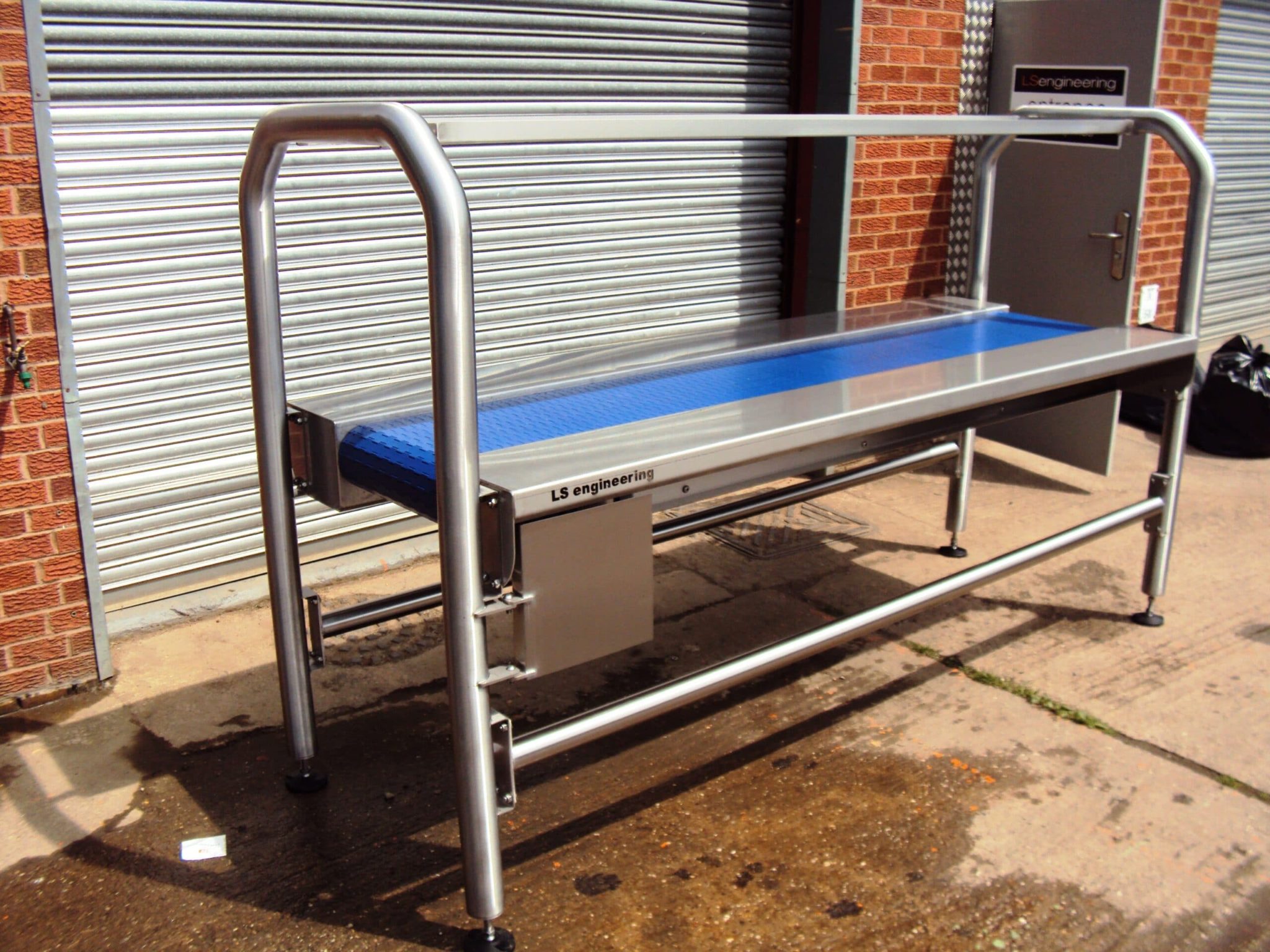 Stainless Packing station Conveyors - LS Engineering
